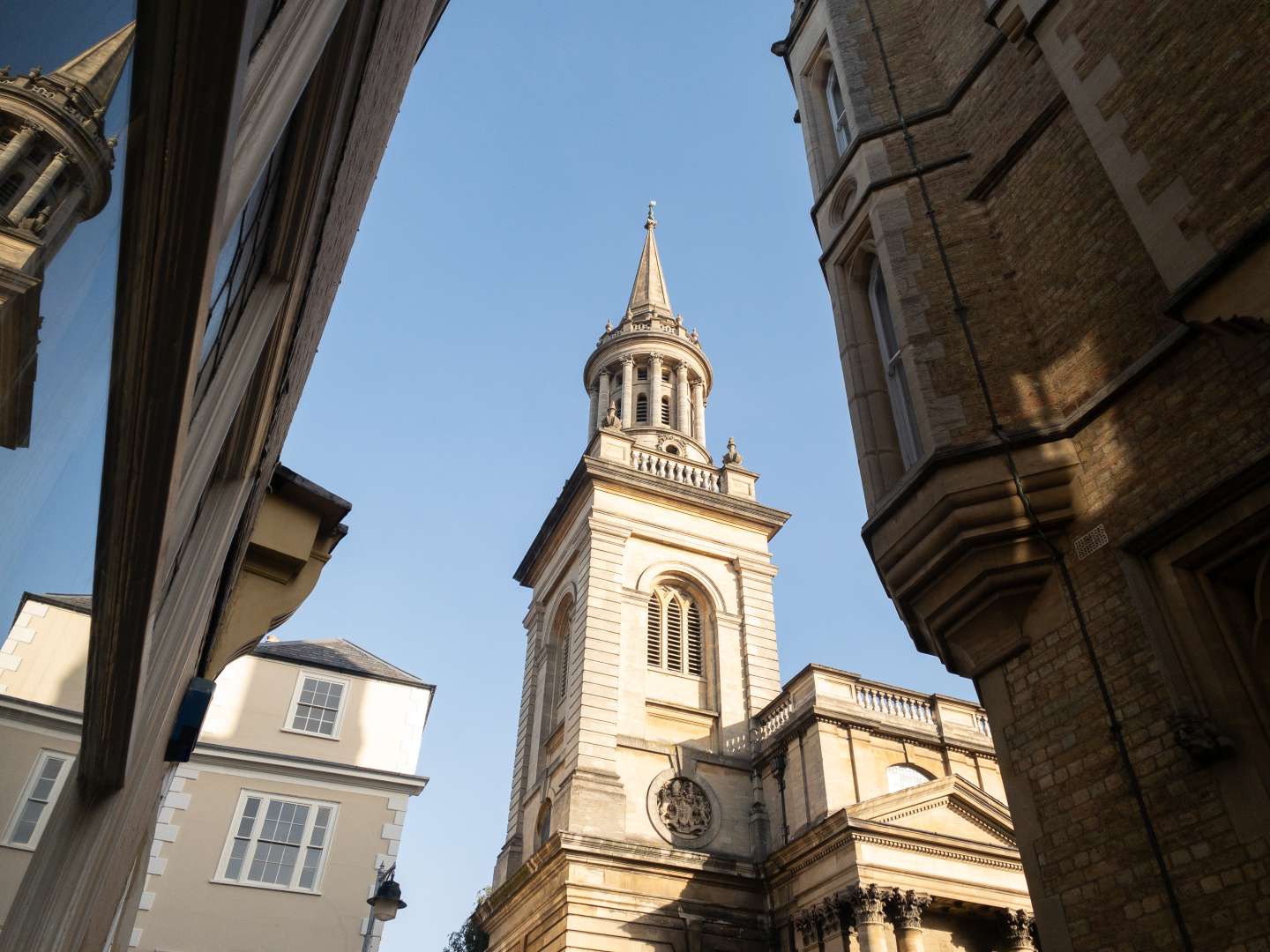 Stepping Through Oxford - Official Walking Tour